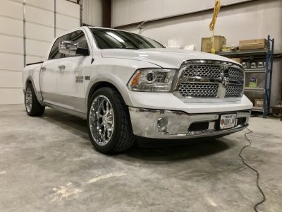 Lowered 4th Gen Pics - Show Em Off! | Page 30 | RamForum.com | Dodge ...