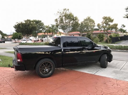 Lowered 4th Gen Pics - Show Em Off! | Page 25 | RamForum.com | Dodge ...