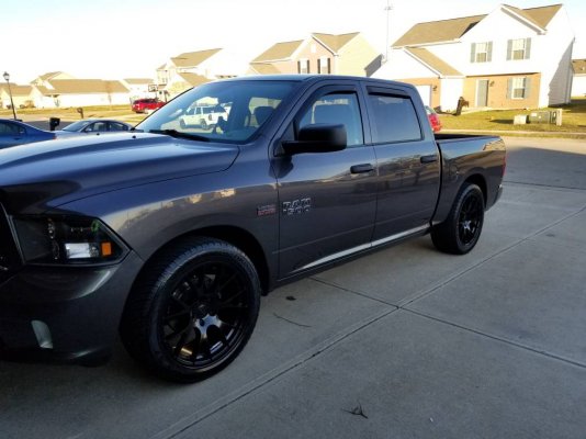 Lowered 4th Gen Pics - Show Em Off! | Page 31 | RamForum.com | Dodge ...
